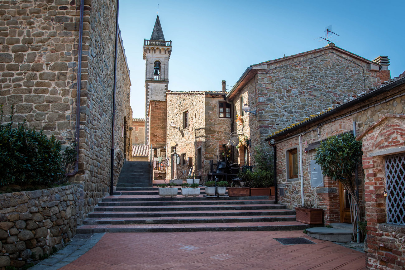 Anchiano, borgo di nascita di Leonardo da Vinci - Oltretutto Travel Writer